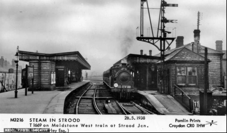 Strood Station 1938 HistoricalPic